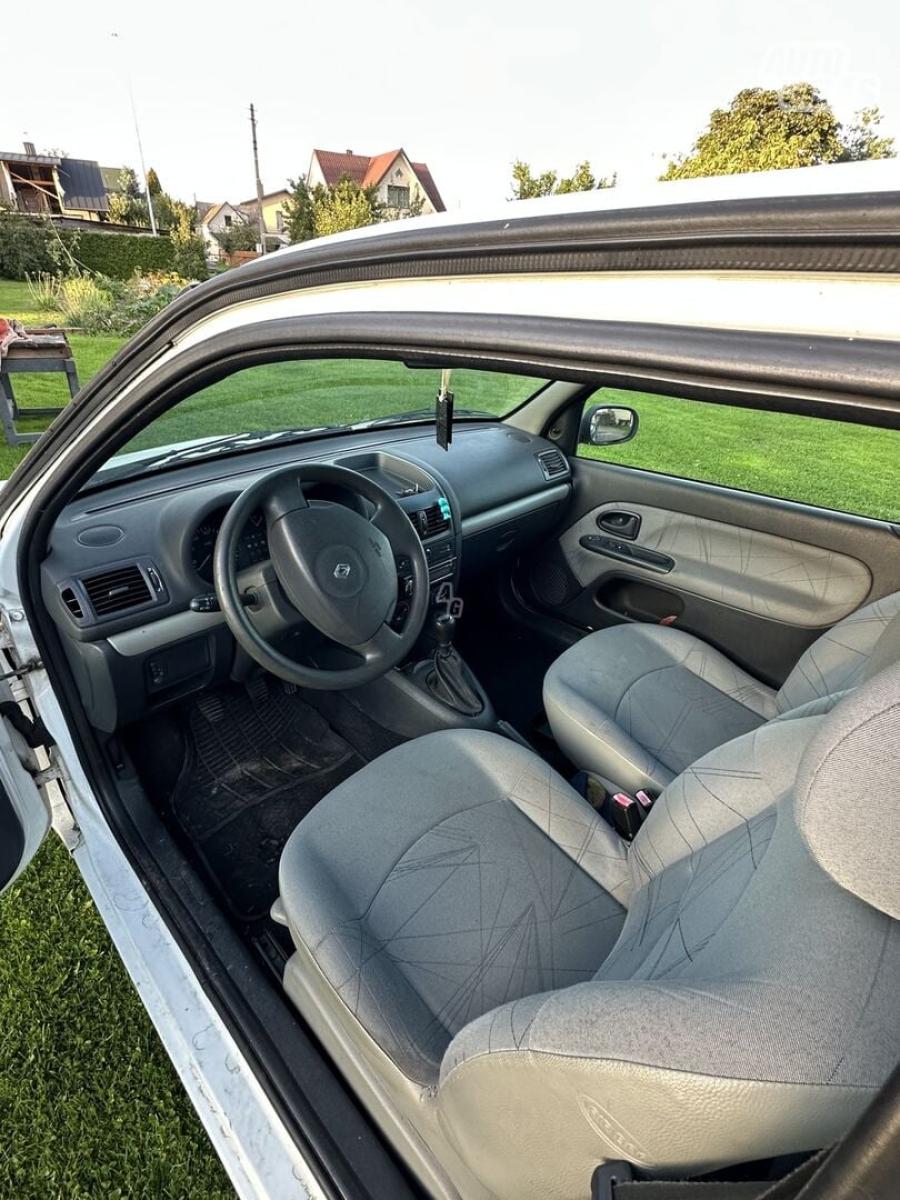 Renault Clio 2003 Marijampole, ar dzinēja tilpumu 1.50 L un nobraukumu 177 tūkst. km par 400 €, foto 21 vietnē AUTOMOTO.COM.LV