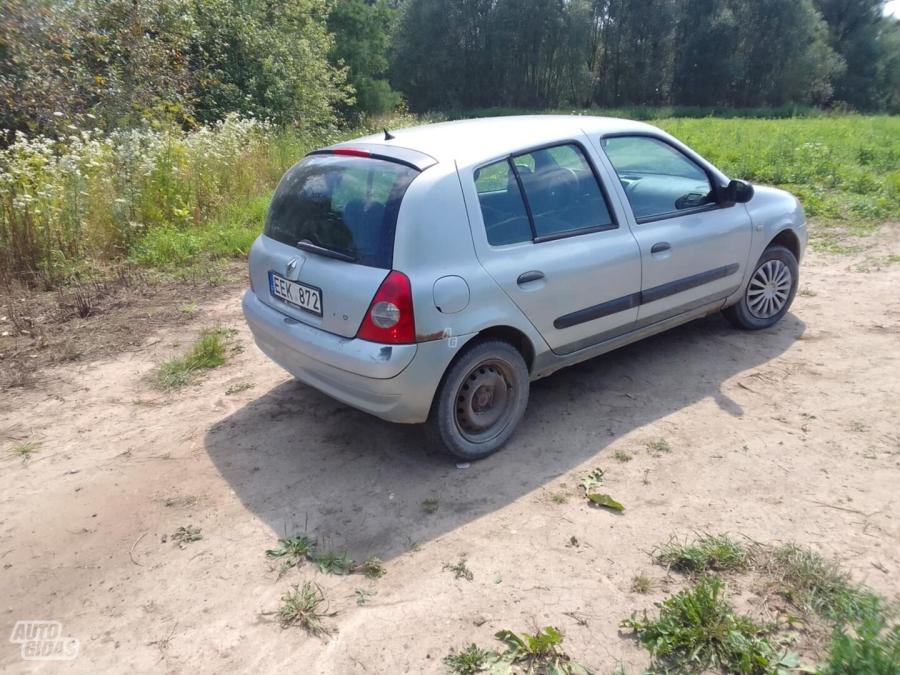 Renault Clio 2004 in Ukmerge, with an engine capacity of 1.10 L and mileage of 0 thousand km for 270 €, photo 3 on AUTOMOTO.COM.LV