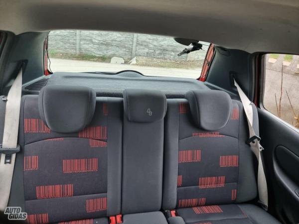 Renault Clio 2004 Alīta, ar dzinēja tilpumu 1.20 L un nobraukumu 177 tūkst. km par 800 €, foto 7 vietnē AUTOMOTO.COM.LV