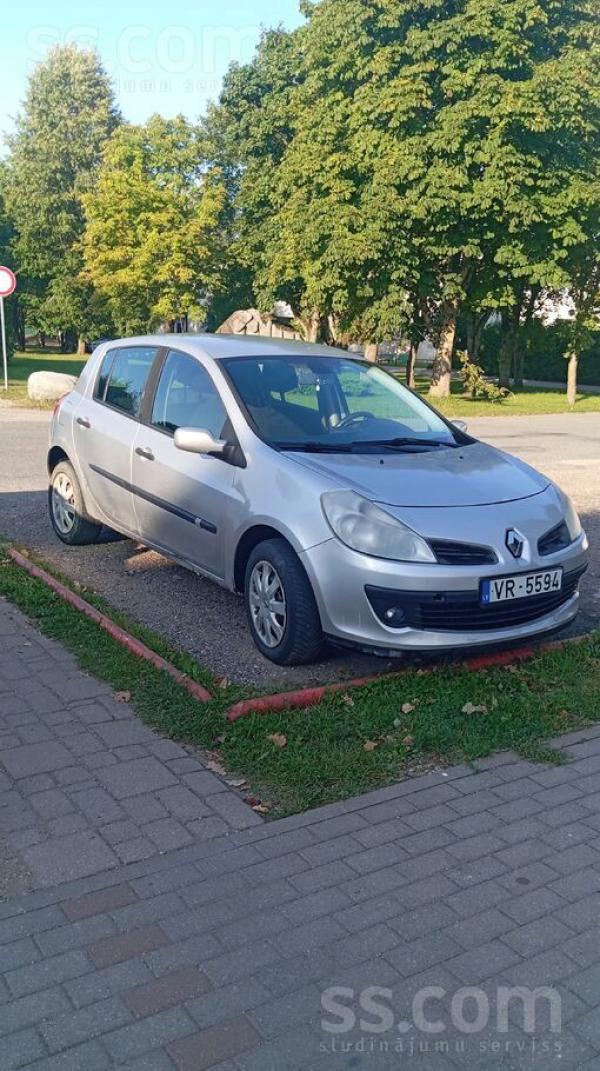 Renault Clio 2005 Rīga, ar dzinēja tilpumu 1.50 L un nobraukumu 278 tūkst. km par 1150 €, foto 7 vietnē AUTOMOTO.COM.LV