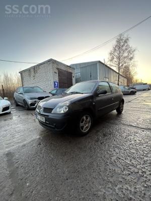 Renault Clio 2005 in Riga, with an engine capacity of 1.20 L and mileage of 318 thousand km for 1100 €, photo  on AUTOMOTO.COM.LV