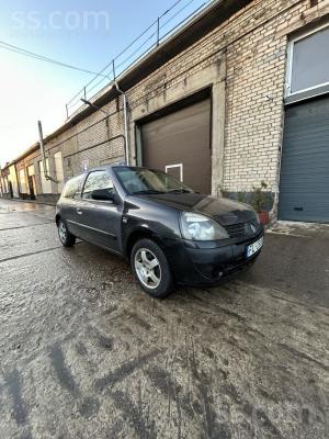 Renault Clio 2005 in Riga, with an engine capacity of 1.20 L and mileage of 318 thousand km for 1100 €, photo 7 on AUTOMOTO.COM.LV