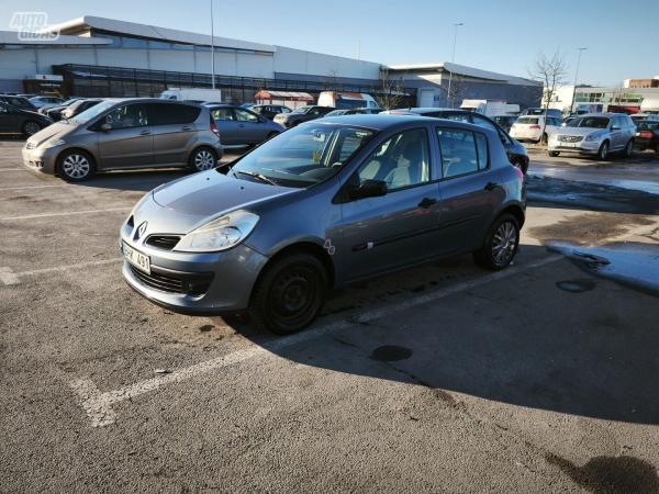 Renault Clio 2006 in Vilnius, with an engine capacity of 1.50 L and mileage of 196 thousand km for 1500 €, photo 3 on AUTOMOTO.COM.LV