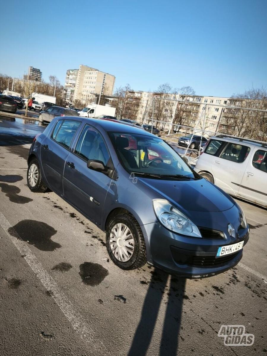 Renault Clio 2006 Viļņa, ar dzinēja tilpumu 1.50 L un nobraukumu 196 tūkst. km par 1500 €, foto 7 vietnē AUTOMOTO.COM.LV