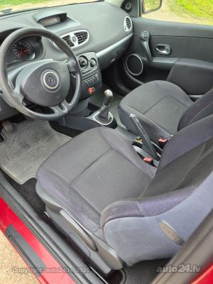 Renault Clio 2006 Tallina, ar dzinēja tilpumu 1.10 L un nobraukumu 277 tūkst. km par 990 €, foto 6 vietnē AUTOMOTO.COM.LV