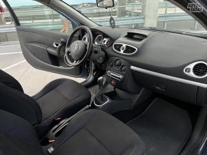 Renault Clio 2006 Viļņa, ar dzinēja tilpumu 1.50 L un nobraukumu 327 tūkst. km par 1380 €, foto 13 vietnē AUTOMOTO.COM.LV