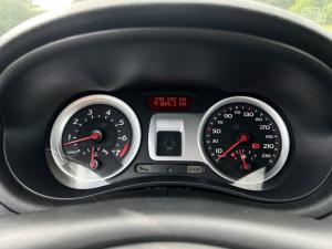 Renault Clio 2007 in Marijampole, with an engine capacity of 1.60 L and mileage of 230 thousand km for 850 €, photo 14 on AUTOMOTO.COM.LV