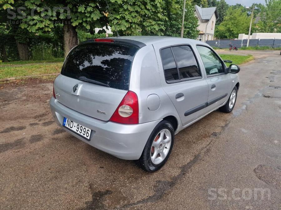 Renault Clio 2010 in Riga, with an engine capacity of 1.50 L and mileage of 353 thousand km for 1350 €, photo 3 on AUTOMOTO.COM.LV