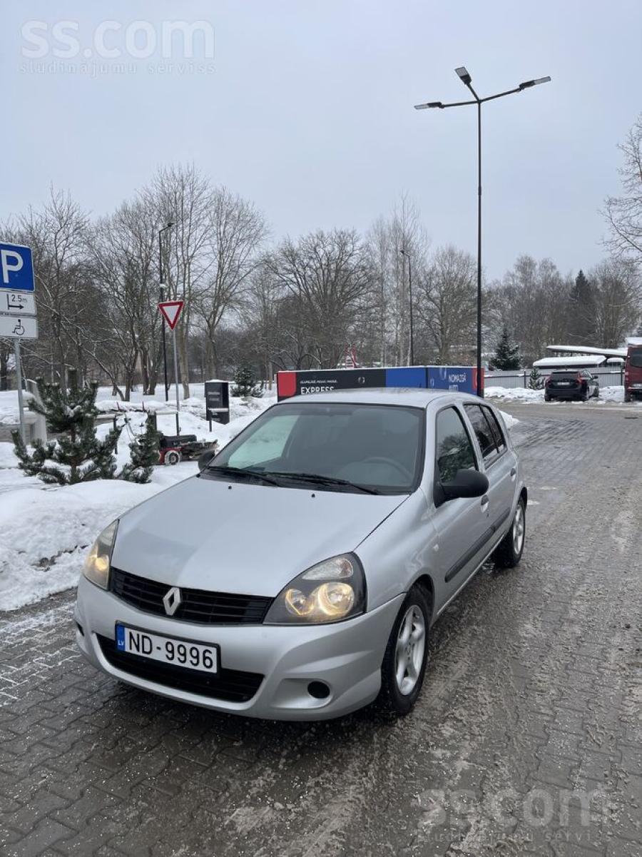 Renault Clio 2010 Rīga, ar dzinēja tilpumu 1.50 L un nobraukumu 360 tūkst. km par 1000 €, foto 1 vietnē AUTOMOTO.COM.LV