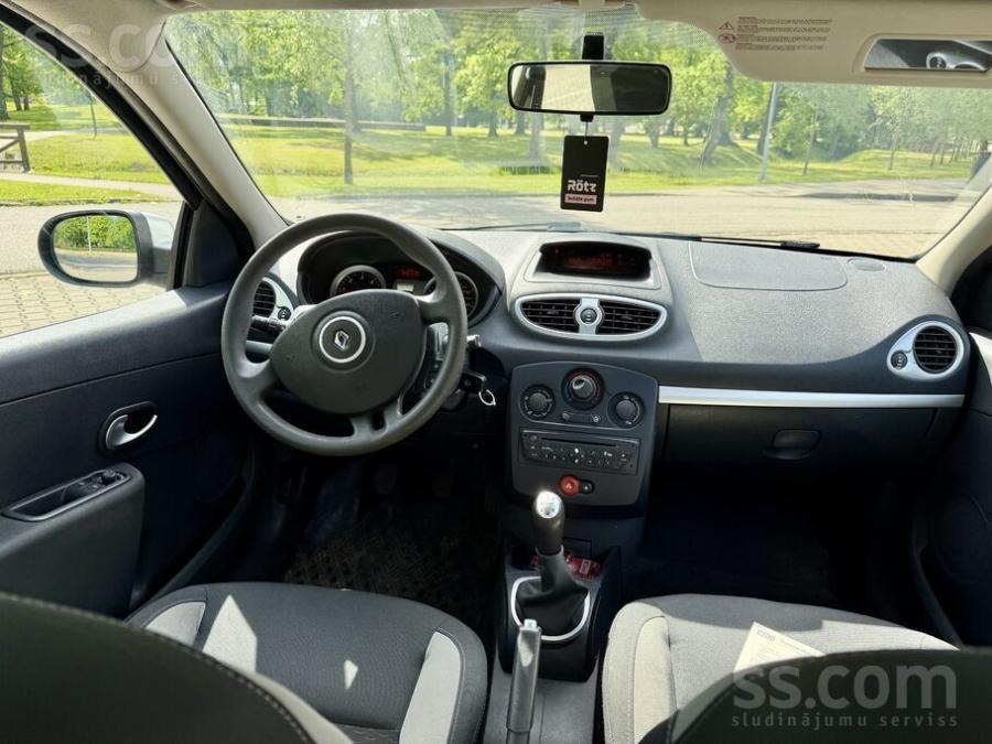 Renault Clio 2011 Ventspils, ar dzinēja tilpumu 1.50 L un nobraukumu 142 tūkst. km par 2800 €, foto 8 vietnē AUTOMOTO.COM.LV