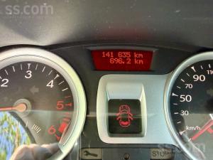 Renault Clio 2011 Ventspils, ar dzinēja tilpumu 1.50 L un nobraukumu 142 tūkst. km par 2800 €, foto 10 vietnē AUTOMOTO.COM.LV