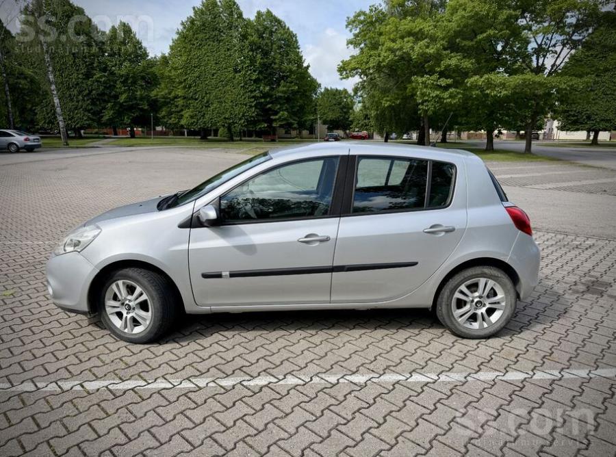 Renault Clio 2011 Ventspils, ar dzinēja tilpumu 1.50 L un nobraukumu 142 tūkst. km par 2800 €, foto 14 vietnē AUTOMOTO.COM.LV