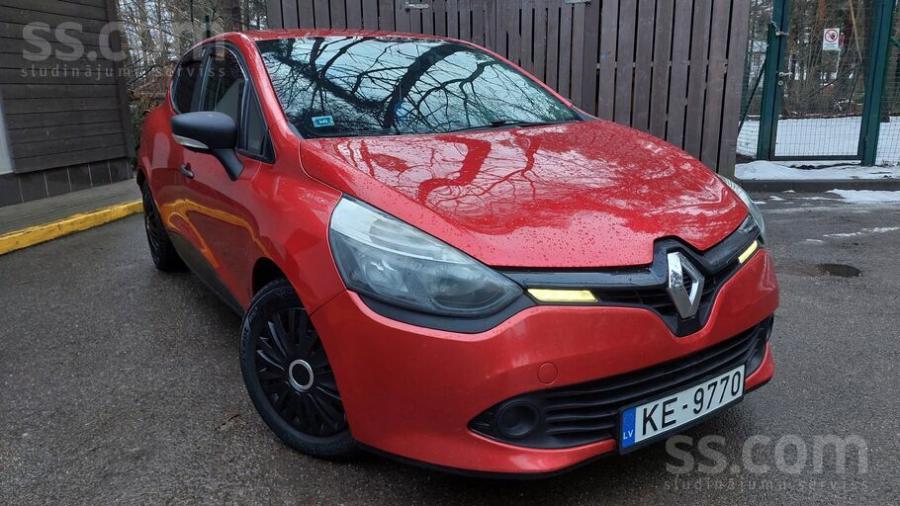 Renault Clio 2015 in Riga, with an engine capacity of 1.50 L and mileage of 261 thousand km for 3990 €, photo 1 on AUTOMOTO.COM.LV