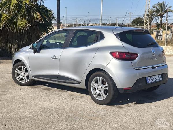 Renault Clio 2015 Viļņa vietnē Renault Clio 2015 Viļņa, ar dzinēja tilpumu 0.90 L un nobraukumu 143 tūkst. km par 3999 €, foto 7 vietnē AUTOMOTO.COM.LV