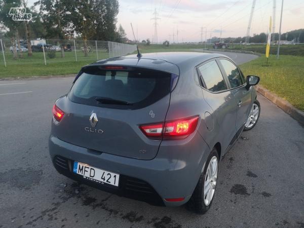 Рено Клио 2018 в Шяуляй на AUTOMOTO.COM.LV Рено Клио 2018 в Шяуляй, объемом двигателя 1.50 л и пробегом 260 тыс. км за 3900 €, фото 3 на AUTOMOTO.COM.LV