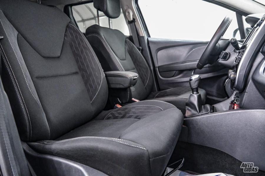 Renault Clio 2019 in Kaunas, with an engine capacity of 1.00 L and mileage of 203 thousand km for 6590 €, photo 13 on AUTOMOTO.COM.LV