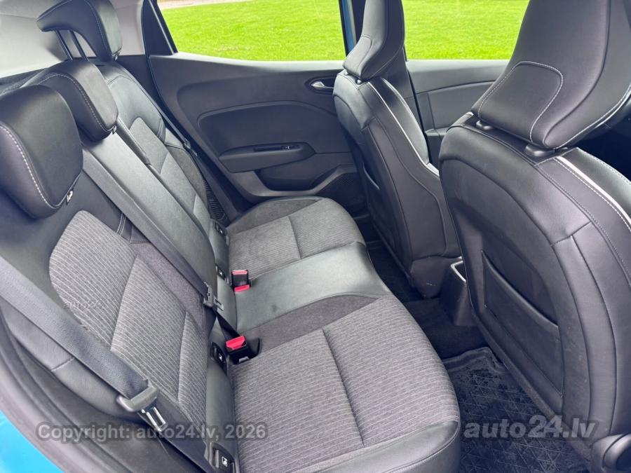 Renault Clio 2020 Tallina, ar dzinēja tilpumu 1.60 L un nobraukumu 137 tūkst. km par 10499 €, foto 9 vietnē AUTOMOTO.COM.LV