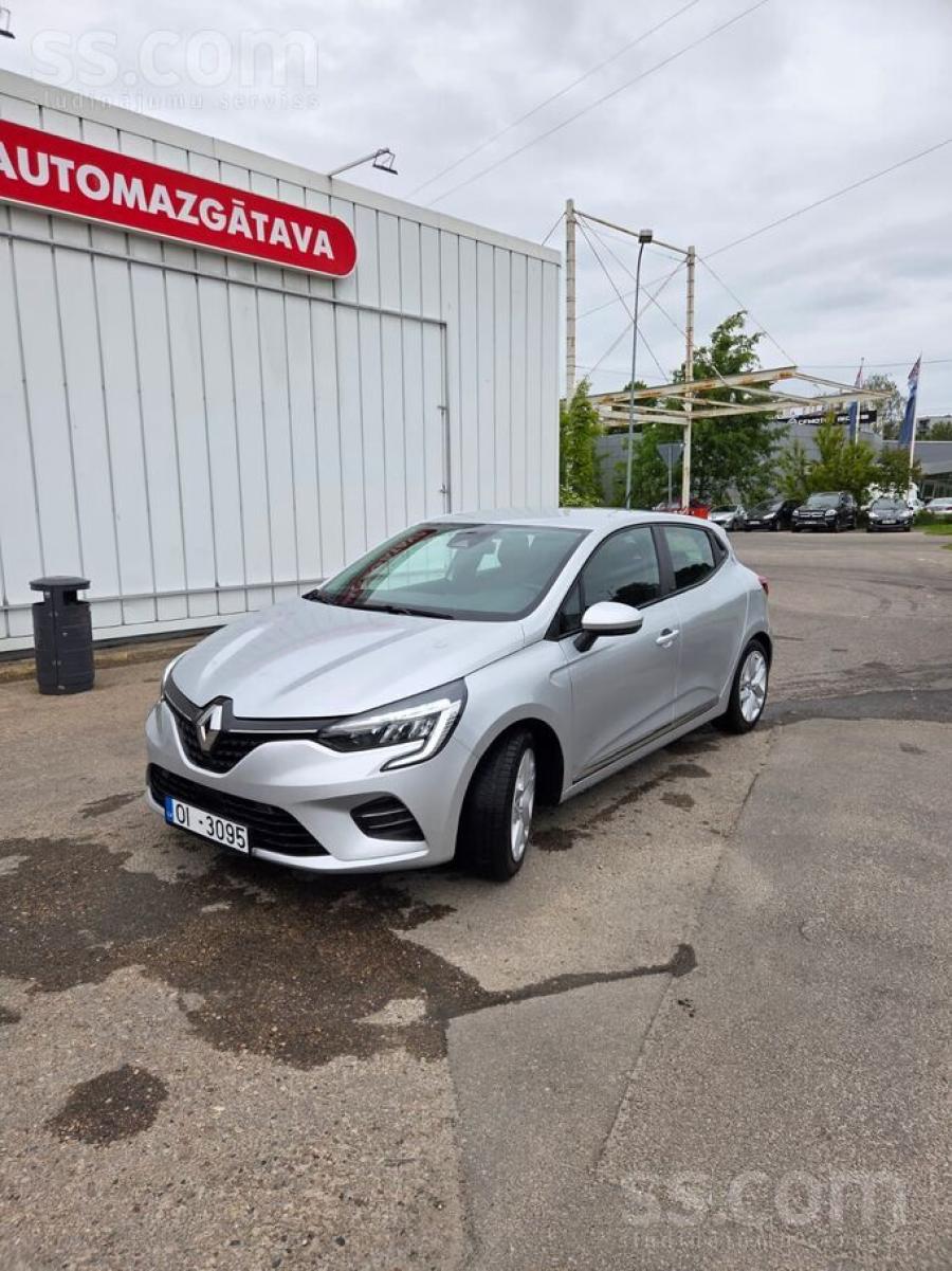 Renault Clio 2021 in Riga, with an engine capacity of 1.60 L and mileage of 87 thousand km for 12900 €, photo 1 on AUTOMOTO.COM.LV