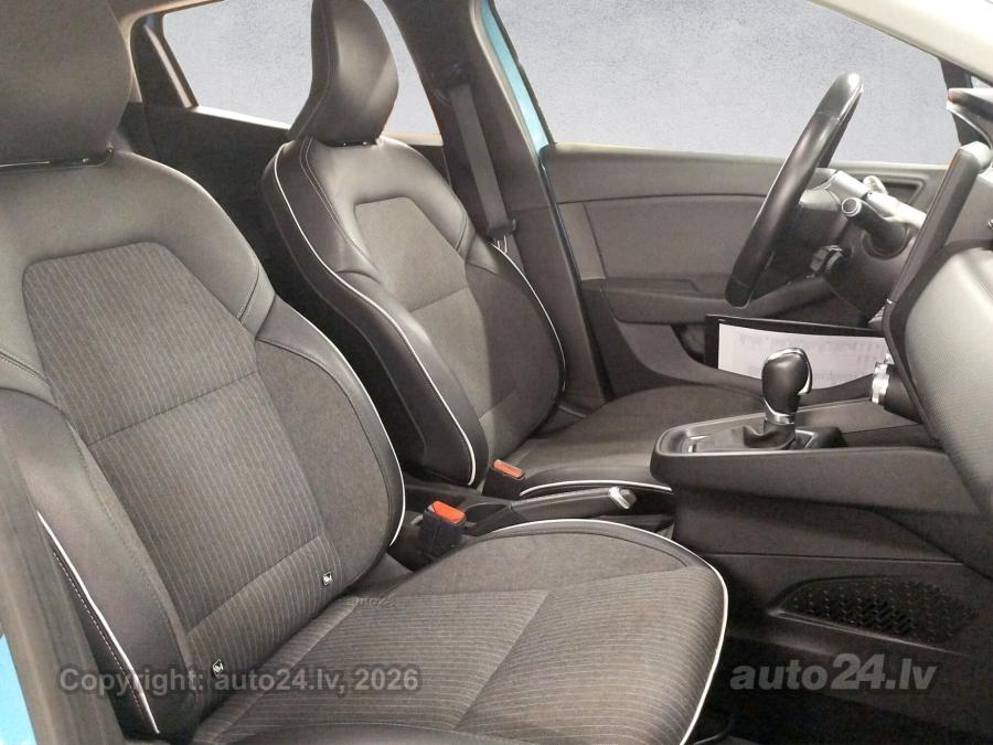 Renault Clio 2021 Tallina, ar dzinēja tilpumu 1.60 L un nobraukumu 117 tūkst. km par 11990 €, foto 7 vietnē AUTOMOTO.COM.LV