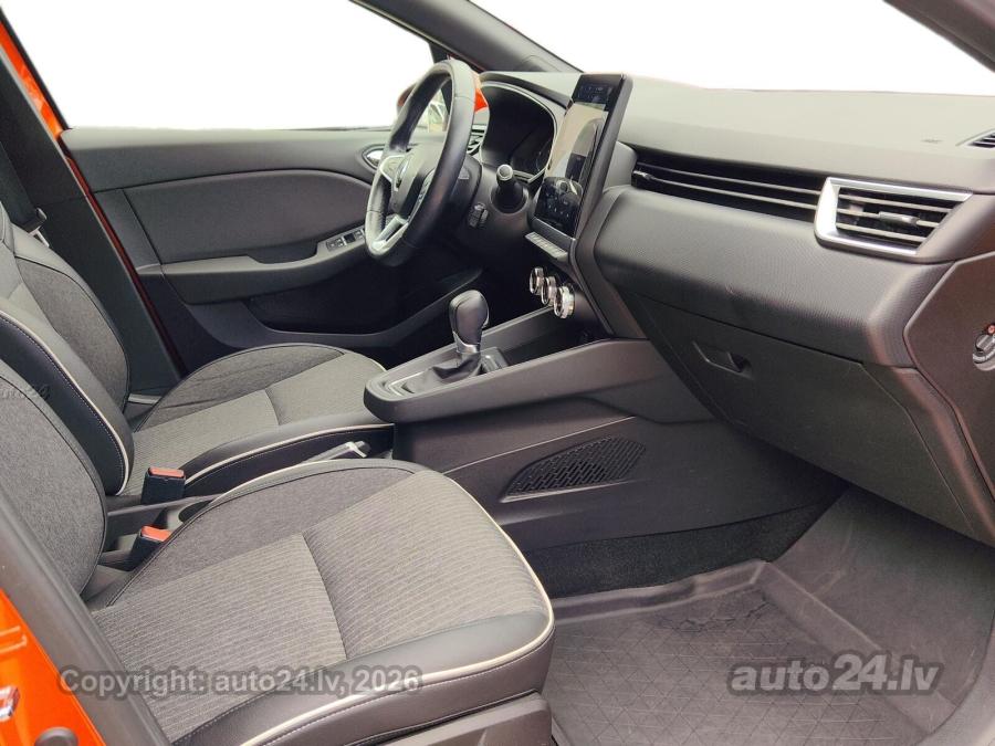 Renault Clio 2021 in Tallinn, with an engine capacity of 1.00 L and mileage of 120 thousand km for 11895 €, photo 7 on AUTOMOTO.COM.LV