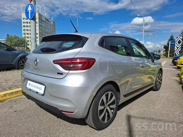 Renault Clio 2024 in Riga, with an engine capacity of 1.60 L and mileage of 27 thousand km for 16800 €, photo 3 on AUTOMOTO.COM.LV