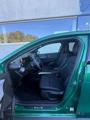 Renault Clio 2026 in Tallinn, with an engine capacity of 1.20 L and mileage of 6 thousand km for 22990 €, photo 9 on AUTOMOTO.COM.LV