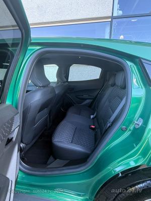 Renault Clio 2026 in Tallinn, with an engine capacity of 1.20 L and mileage of 6 thousand km for 22990 €, photo 10 on AUTOMOTO.COM.LV