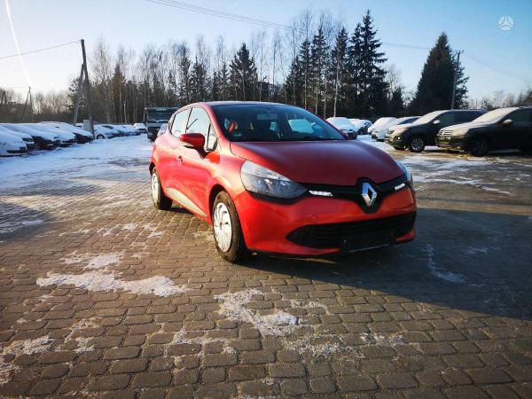 Orange Renault Clio 2015 in Radviliskis, with an engine capacity of 1.15 L and mileage of 132 thousand km for 4550 €, photo 4 on AUTOMOTO.COM.LV