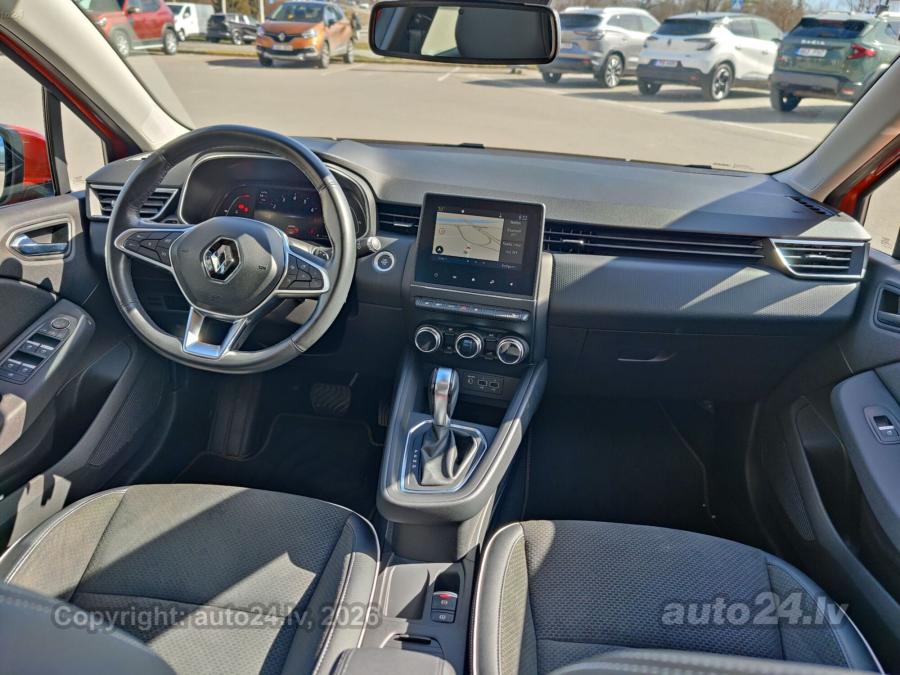 Orange Renault Clio 2019 in Tartu, with an engine capacity of 1.30 L and mileage of 53 thousand km for 11990 €, photo 11 on AUTOMOTO.COM.LV