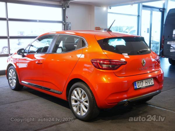 Oranžs Renault Clio 2021 Tallina, ar dzinēja tilpumu 1.00 L un nobraukumu 30 tūkst. km par 11990 €, foto 4 vietnē AUTOMOTO.COM.LV