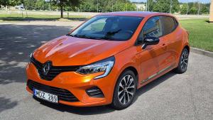 Orange Renault Clio 2022 in Kaunas, with an engine capacity of 1.00 L and mileage of 45 thousand km for 9000 €, photo 3 on AUTOMOTO.COM.LV