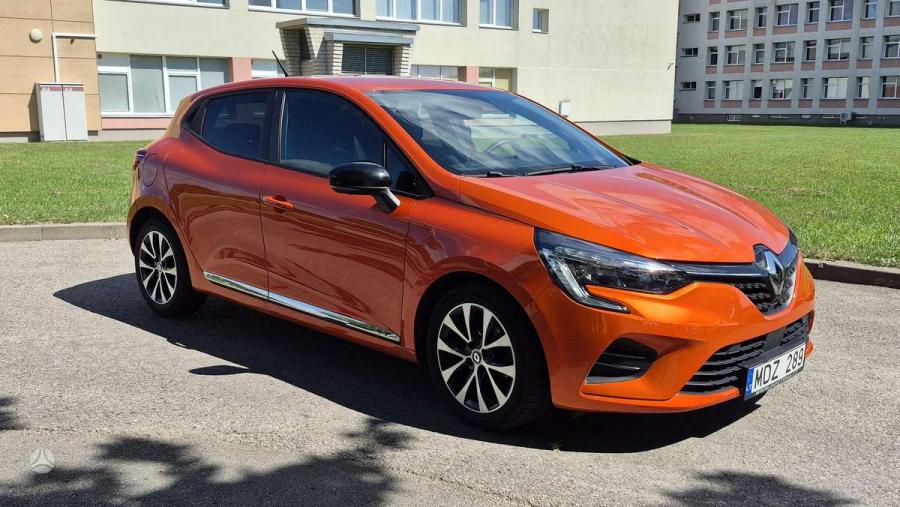 Orange Renault Clio 2022 in Kaunas, with an engine capacity of 1.00 L and mileage of 45 thousand km for 9000 €, photo 5 on AUTOMOTO.COM.LV