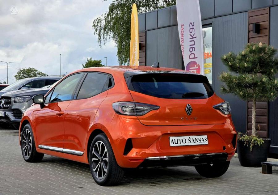 Oranžs Renault Clio 2023 Tauragė, ar dzinēja tilpumu 1.60 L un nobraukumu 22 tūkst. km par 14200 €, foto 8 vietnē AUTOMOTO.COM.LV