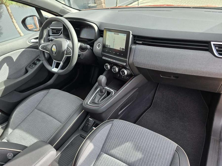 Oranžs Renault Clio 2023 Tauragė, ar dzinēja tilpumu 1.60 L un nobraukumu 22 tūkst. km par 14200 €, foto 24 vietnē AUTOMOTO.COM.LV
