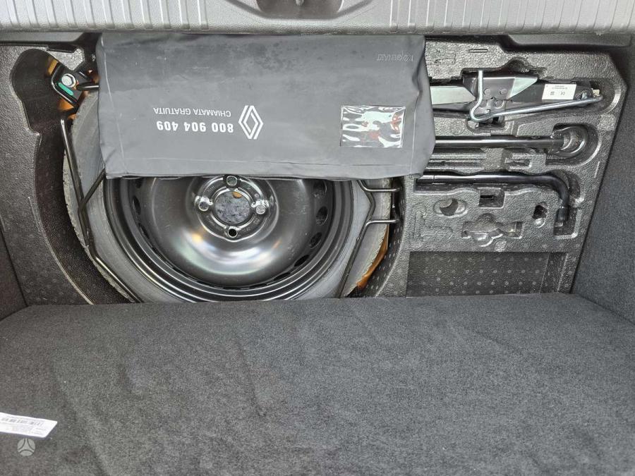 Oranžs Renault Clio 2023 Tauragė, ar dzinēja tilpumu 1.60 L un nobraukumu 22 tūkst. km par 14200 €, foto 28 vietnē AUTOMOTO.COM.LV
