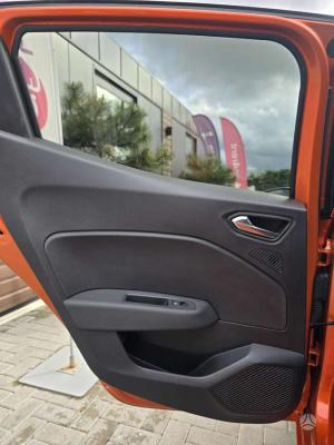 Oranžs Renault Clio 2023 Tauragė, ar dzinēja tilpumu 1.60 L un nobraukumu 22 tūkst. km par 14200 €, foto 31 vietnē AUTOMOTO.COM.LV
