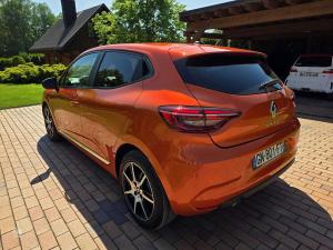 Orange Renault Clio 2023 in Anyksciai, with an engine capacity of 1.00 L and mileage of 32 thousand km for 9999 €, photo 4 on AUTOMOTO.COM.LV