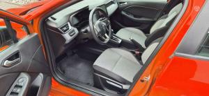 Orange Renault Clio 2024 in Kaunas, with an engine capacity of 1.60 L and mileage of 111 thousand km for 11500 €, photo 8 on AUTOMOTO.COM.LV