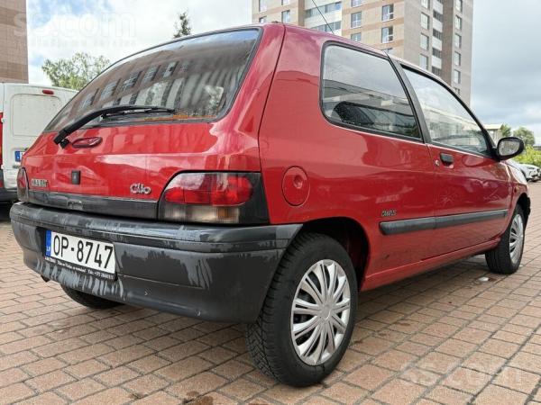 Red Renault Clio 1996 in Riga, with an engine capacity of 1.10 L and mileage of 0 thousand km for 1300 €, photo 4 on AUTOMOTO.COM.LV