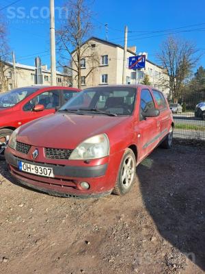 Красный Рено Клио 2003 в Рига, объемом двигателя 1.20 л и пробегом 252 тыс. км за 590 €, фото  на AUTOMOTO.COM.LV