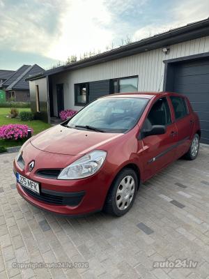Red Renault Clio 2005 in Tallinn, with an engine capacity of 1.10 L and mileage of 214 thousand km for 999 €, photo  on AUTOMOTO.COM.LV