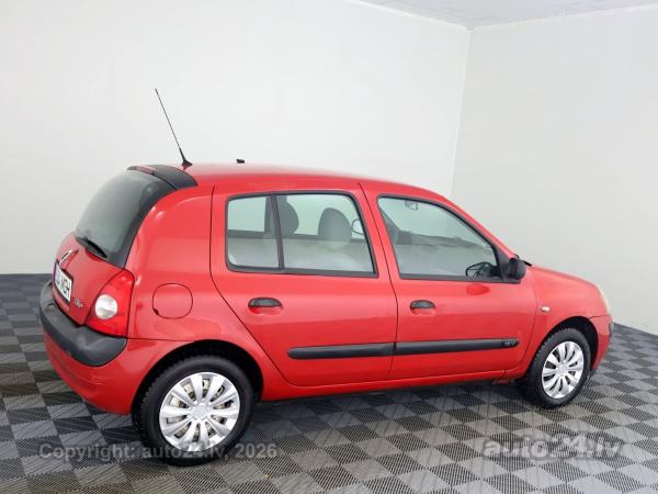 Red Renault Clio 2006 in Tallinn, with an engine capacity of 1.10 L and mileage of 124 thousand km for 599 €, photo 3 on AUTOMOTO.COM.LV