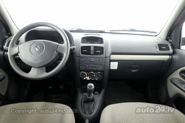 Red Renault Clio 2006 in Tallinn, with an engine capacity of 1.10 L and mileage of 124 thousand km for 599 €, photo 5 on AUTOMOTO.COM.LV