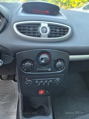 Sarkans Renault Clio 2006 Saku, ar dzinēja tilpumu 1.10 L un nobraukumu 275 tūkst. km par 690 €, foto 12 vietnē AUTOMOTO.COM.LV
