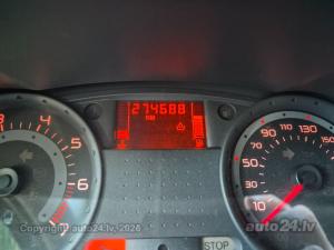 Sarkans Renault Clio 2006 Saku, ar dzinēja tilpumu 1.10 L un nobraukumu 275 tūkst. km par 690 €, foto 13 vietnē AUTOMOTO.COM.LV