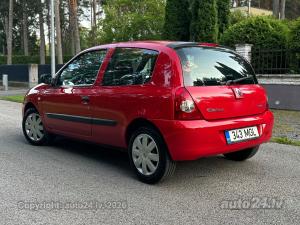 Sarkans Renault Clio 2006 Tallina, ar dzinēja tilpumu 1.10 L un nobraukumu 241 tūkst. km par 1390 €, foto 5 vietnē AUTOMOTO.COM.LV