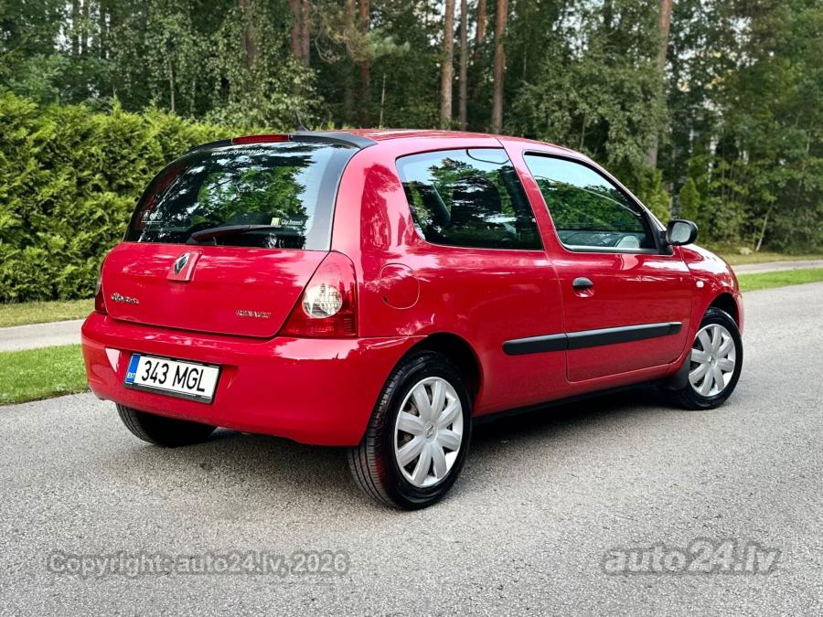 Sarkans Renault Clio 2006 Tallina, ar dzinēja tilpumu 1.10 L un nobraukumu 241 tūkst. km par 1390 €, foto 7 vietnē AUTOMOTO.COM.LV