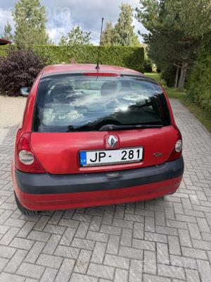Sarkans Renault Clio 2006 Ogre, ar dzinēja tilpumu 1.20 L un nobraukumu 150 tūkst. km par 800 €, foto 3 vietnē AUTOMOTO.COM.LV