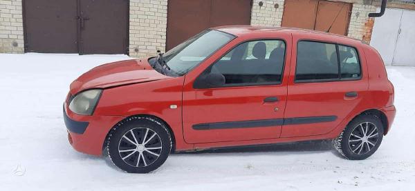 Sarkans Renault Clio 2007 Šauļi, ar dzinēja tilpumu 1.46 L un nobraukumu 265 tūkst. km par 800 €, foto 2 vietnē AUTOMOTO.COM.LV