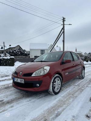 Red Renault Clio 2007 in Vilnius, with an engine capacity of 1.15 L and mileage of 254 thousand km for 1600 €, photo 3 on AUTOMOTO.COM.LV